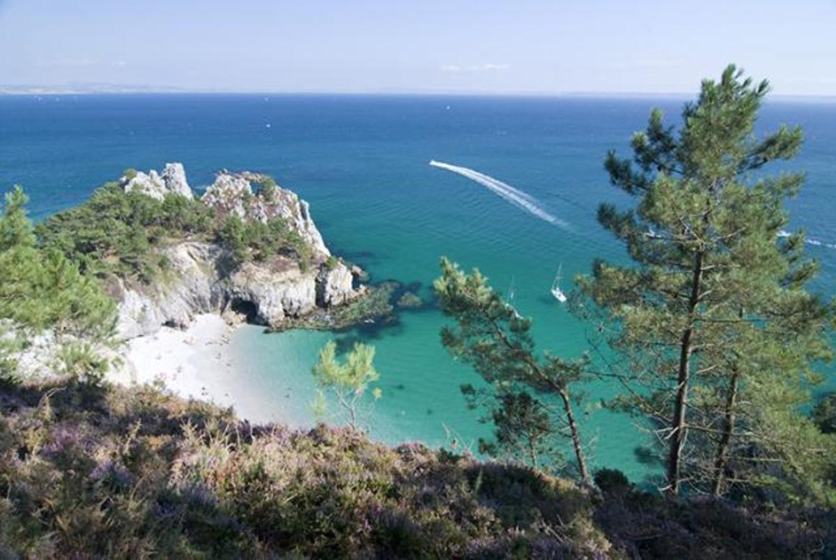 YELLOH! VILLAGE - LA BAIE DE DOUARNENEZ, Bretagne, France | Campsited